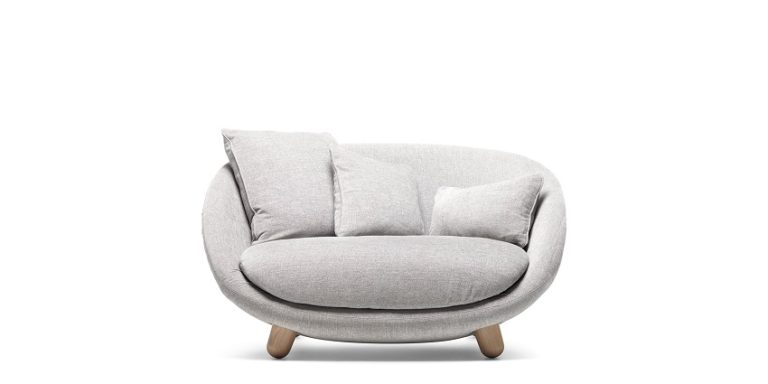 How to use love chair in a proper way